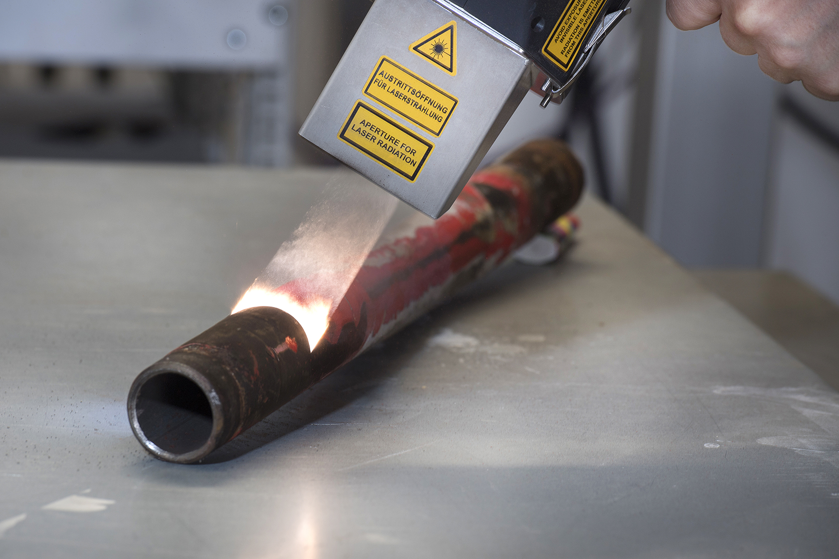 ICOND in Aachen - decontamination by cleanLASER